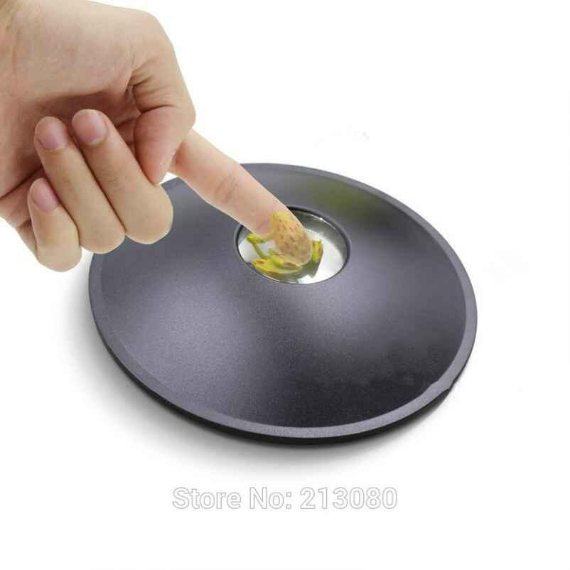 3D Mirascope Hologram with Optical Projection of Visual Illusion